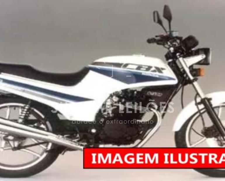 Honda CBX 150 Aero Carros em leilão | Sublime Leilões